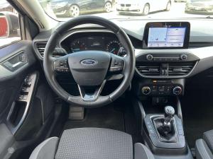 Grey Ford Focus 2019 in Kedainiai, with an engine capacity of 1.50 L and mileage of 240 thousand km for 7650 €, photo 29 on AUTOMOTO.COM.LV