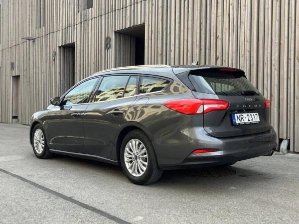 Grey Ford Focus 2019 in Riga, with an engine capacity of 1.50 L and mileage of 162 thousand km for 9995 €, photo 3 on AUTOMOTO.COM.LV
