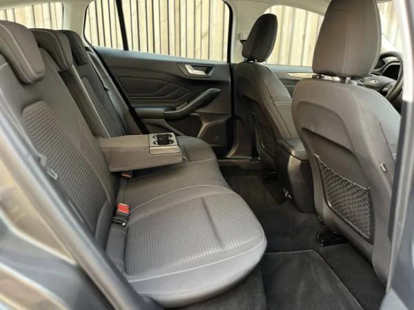 Grey Ford Focus 2019 in Riga, with an engine capacity of 1.50 L and mileage of 162 thousand km for 9995 €, photo 8 on AUTOMOTO.COM.LV