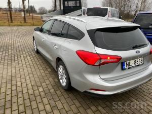 Pelēks Ford Focus 2019 Kuldīga, ar dzinēja tilpumu 1.50 L un nobraukumu 182 tūkst. km par 6900 €, foto 5 vietnē AUTOMOTO.COM.LV