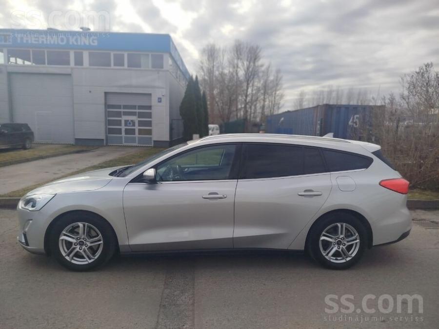 Pelēks Ford Focus 2019 Rīga, ar dzinēja tilpumu 1.50 L un nobraukumu 104 tūkst. km par 7900 €, foto 4 vietnē AUTOMOTO.COM.LV