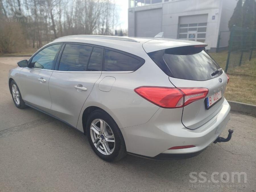 Pelēks Ford Focus 2019 Rīga, ar dzinēja tilpumu 1.50 L un nobraukumu 104 tūkst. km par 7900 €, foto 5 vietnē AUTOMOTO.COM.LV