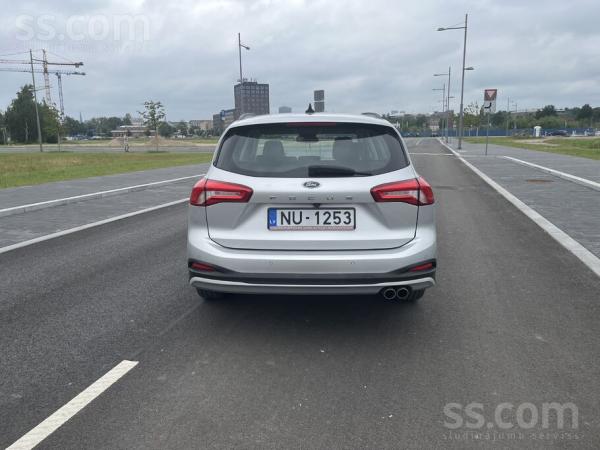Pelēks Ford Focus 2019 Rīga, ar dzinēja tilpumu 2.00 L un nobraukumu 195 tūkst. km par 9500 €, foto 4 vietnē AUTOMOTO.COM.LV