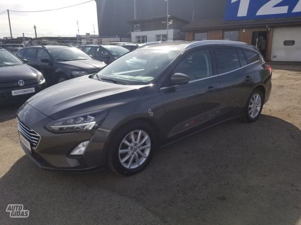 Grey Ford Focus 2020 in Kaunas, with an engine capacity of 1.50 L and mileage of 180 thousand km for 7550 €, photo 3 on AUTOMOTO.COM.LV