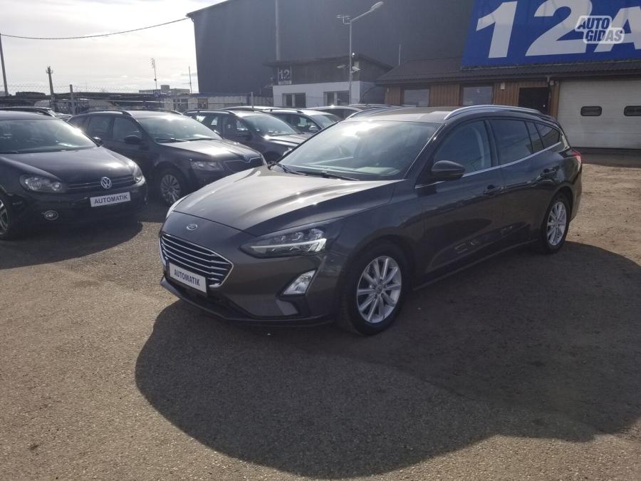 Grey Ford Focus 2020 in Kaunas, with an engine capacity of 1.50 L and mileage of 180 thousand km for 7550 €, photo 3 on AUTOMOTO.COM.LV