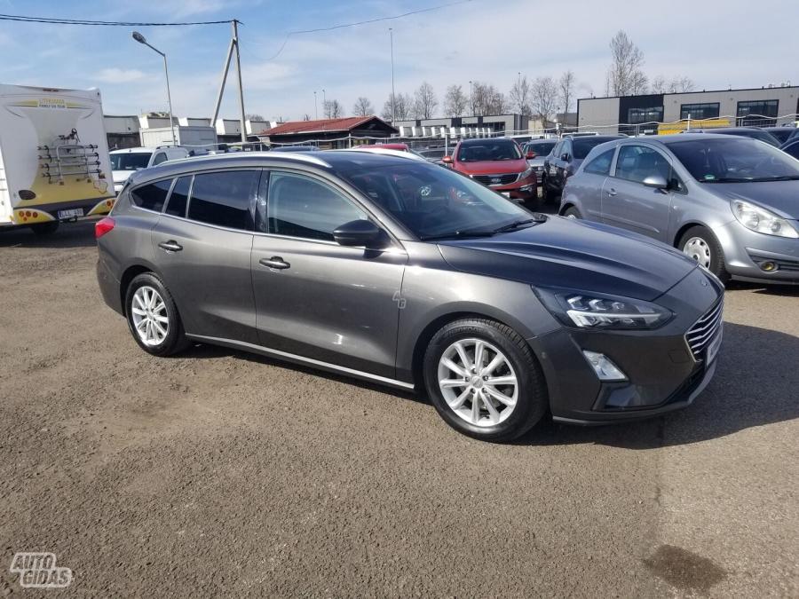 Grey Ford Focus 2020 in Kaunas, with an engine capacity of 1.50 L and mileage of 180 thousand km for 7550 €, photo 6 on AUTOMOTO.COM.LV