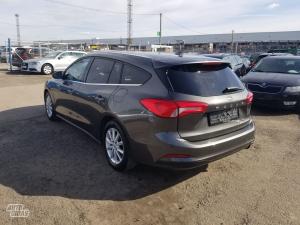 Grey Ford Focus 2020 in Kaunas, with an engine capacity of 1.50 L and mileage of 180 thousand km for 7550 €, photo 9 on AUTOMOTO.COM.LV