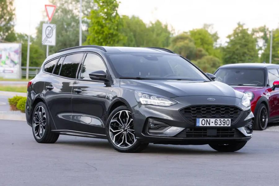Grey Ford Focus 2020 in Jelgava, with an engine capacity of 1.50 L and mileage of 71 thousand km for 11700 €, photo 4 on AUTOMOTO.COM.LV