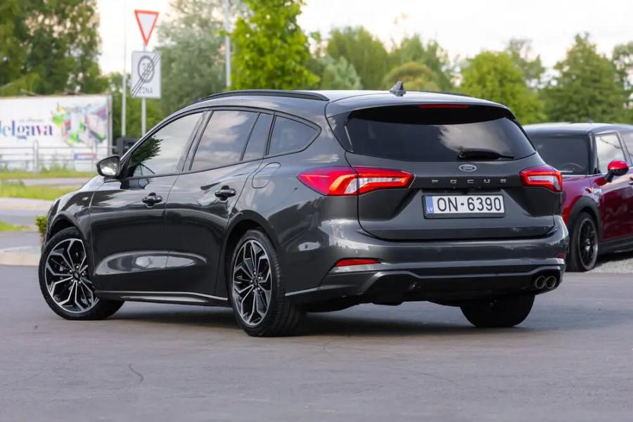 Grey Ford Focus 2020 in Jelgava, with an engine capacity of 1.50 L and mileage of 71 thousand km for 11700 €, photo 7 on AUTOMOTO.COM.LV