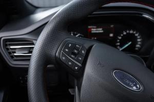 Grey Ford Focus 2020 in Jelgava, with an engine capacity of 1.50 L and mileage of 71 thousand km for 11700 €, photo 29 on AUTOMOTO.COM.LV