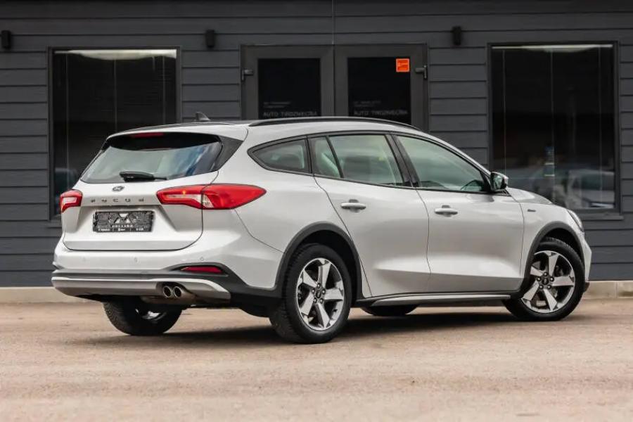 Pelēks Ford Focus 2020 Jelgava, ar dzinēja tilpumu 1.50 L un nobraukumu 150 tūkst. km par 15950 €, foto 5 vietnē AUTOMOTO.COM.LV