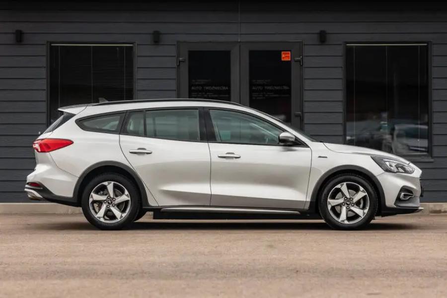 Pelēks Ford Focus 2020 Jelgava, ar dzinēja tilpumu 1.50 L un nobraukumu 150 tūkst. km par 15950 €, foto 7 vietnē AUTOMOTO.COM.LV