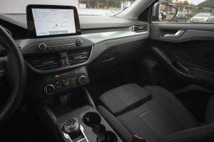 Pelēks Ford Focus 2020 Jelgava, ar dzinēja tilpumu 1.50 L un nobraukumu 150 tūkst. km par 15950 €, foto 15 vietnē AUTOMOTO.COM.LV