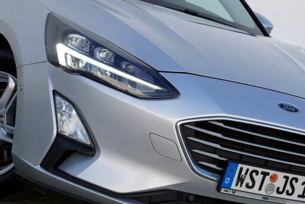 Grey Ford Focus 2020 in Riga, with an engine capacity of 1.50 L and mileage of 164 thousand km for 7800 €, photo 1 on AUTOMOTO.COM.LV