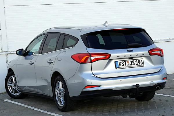 Grey Ford Focus 2020 in Riga, with an engine capacity of 1.50 L and mileage of 164 thousand km for 7800 €, photo 8 on AUTOMOTO.COM.LV