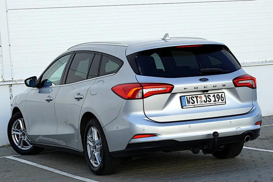 Grey Ford Focus 2020 in Riga, with an engine capacity of 1.50 L and mileage of 164 thousand km for 7800 €, photo 9 on AUTOMOTO.COM.LV