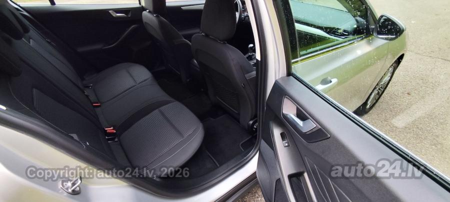 Pelēks Ford Focus 2020 Veru, ar dzinēja tilpumu 1.50 L un nobraukumu 119 tūkst. km par 9600 €, foto 11 vietnē AUTOMOTO.COM.LV
