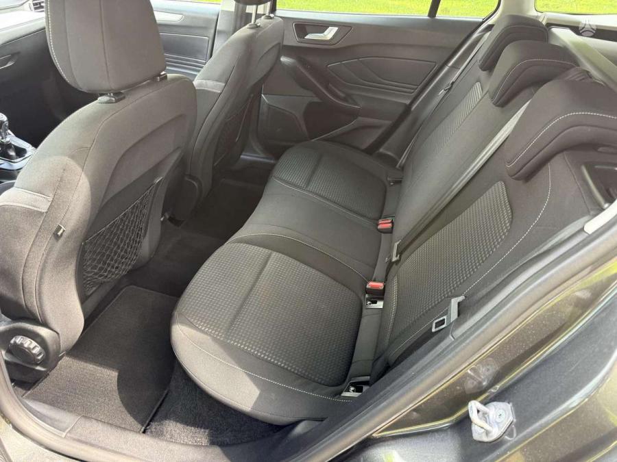 Pelēks Ford Focus 2020 Tauragė, ar dzinēja tilpumu 1.50 L un nobraukumu 194 tūkst. km par 6500 €, foto 12 vietnē AUTOMOTO.COM.LV