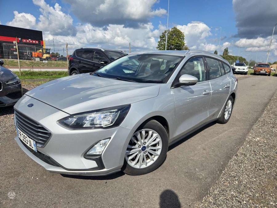 Grey Ford Focus 2020 in Taurage, with an engine capacity of 1.50 L and mileage of 290 thousand km for 7300 €, photo 1 on AUTOMOTO.COM.LV