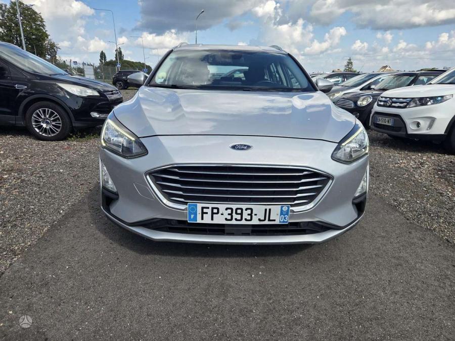 Grey Ford Focus 2020 in Taurage, with an engine capacity of 1.50 L and mileage of 290 thousand km for 7300 €, photo 6 on AUTOMOTO.COM.LV