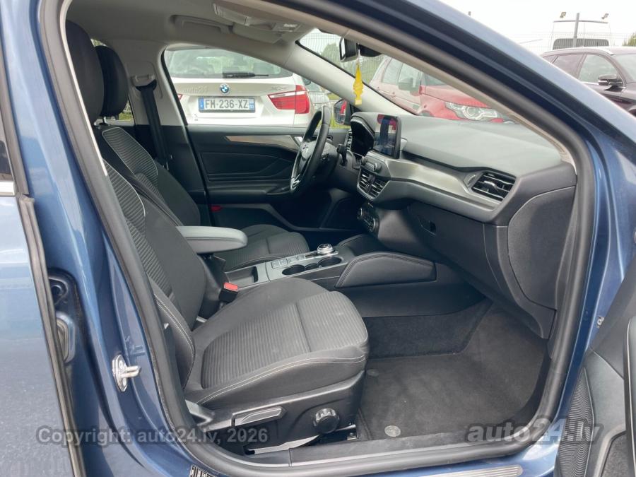 Grey Ford Focus 2020 in Tallinn, with an engine capacity of 2.00 L and mileage of 157 thousand km for 9999 €, photo 11 on AUTOMOTO.COM.LV