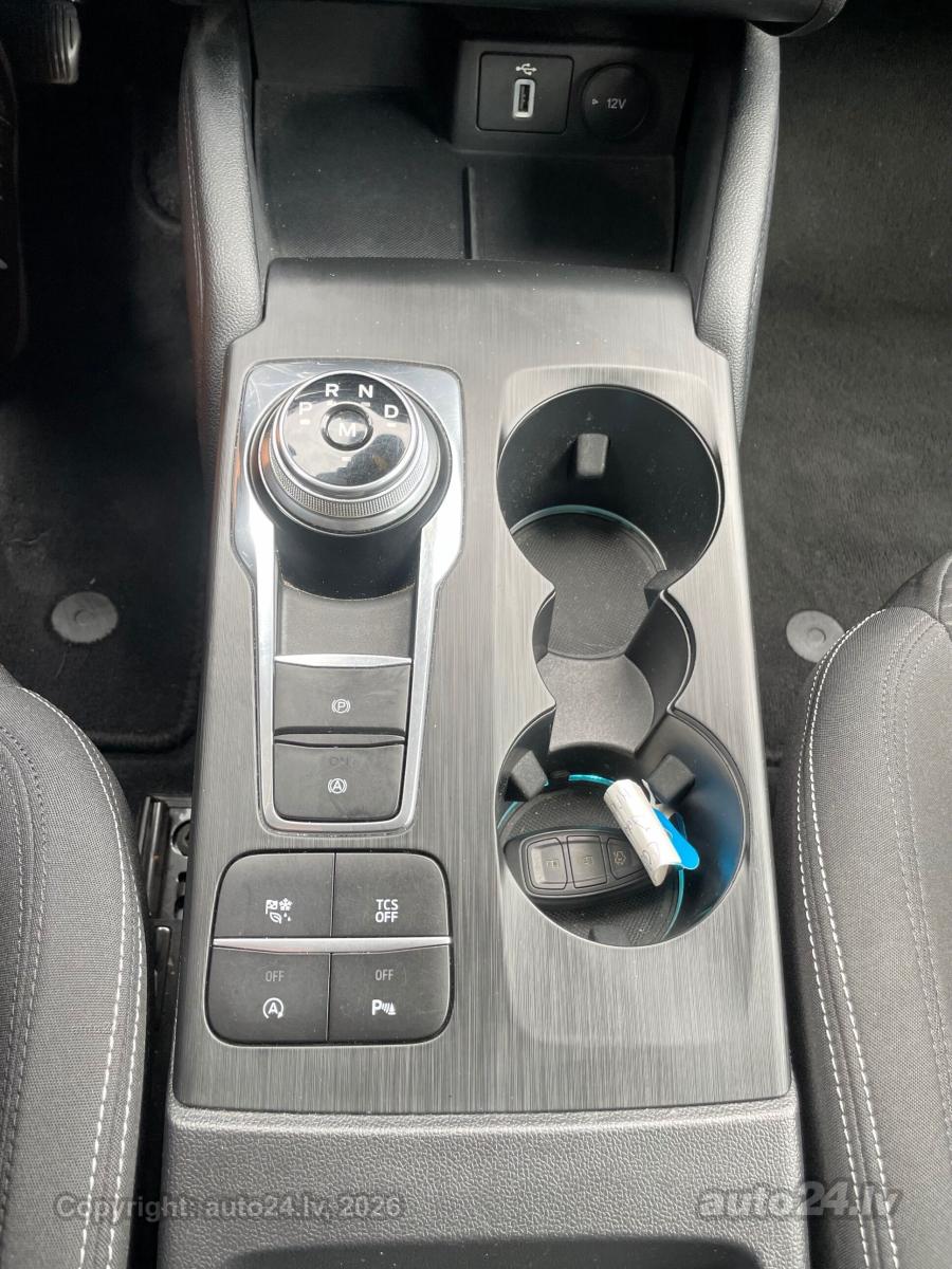 Grey Ford Focus 2020 in Tallinn, with an engine capacity of 2.00 L and mileage of 157 thousand km for 9999 €, photo 20 on AUTOMOTO.COM.LV