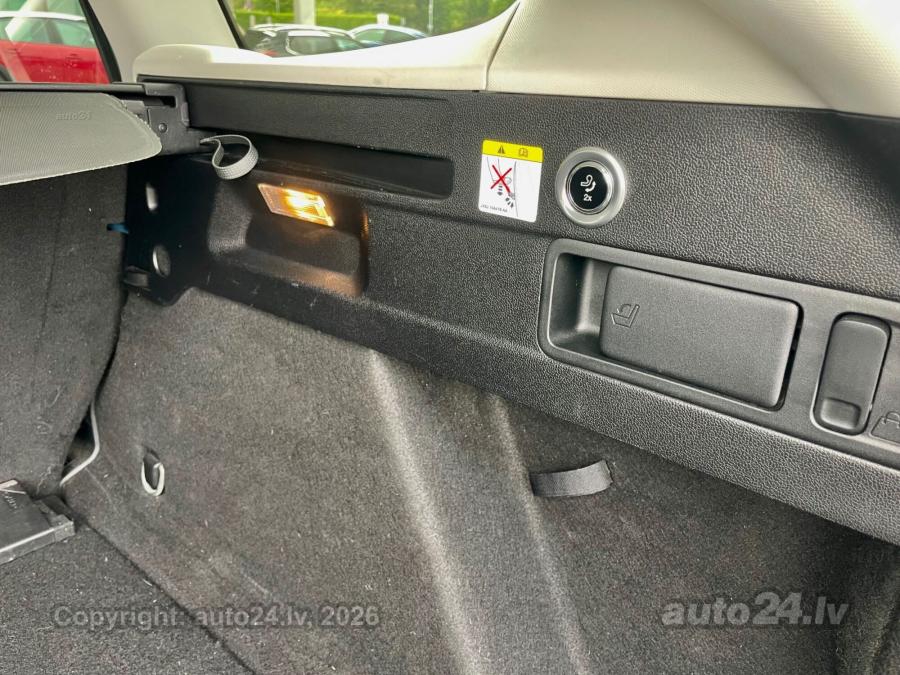 Grey Ford Focus 2020 in Tallinn, with an engine capacity of 2.00 L and mileage of 157 thousand km for 9999 €, photo 22 on AUTOMOTO.COM.LV
