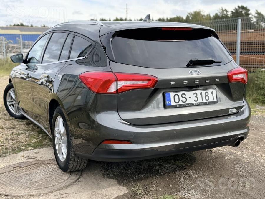 Pelēks Ford Focus 2020 Rīga, ar dzinēja tilpumu 1.50 L un nobraukumu 199 tūkst. km par 9995 €, foto 3 vietnē AUTOMOTO.COM.LV
