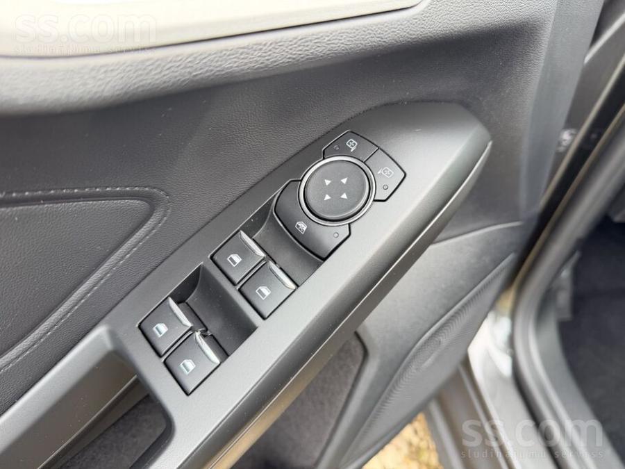 Pelēks Ford Focus 2020 Rīga, ar dzinēja tilpumu 1.50 L un nobraukumu 199 tūkst. km par 9995 €, foto 11 vietnē AUTOMOTO.COM.LV