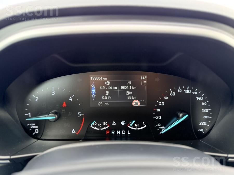 Pelēks Ford Focus 2020 Rīga, ar dzinēja tilpumu 1.50 L un nobraukumu 199 tūkst. km par 9995 €, foto 20 vietnē AUTOMOTO.COM.LV
