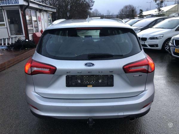 Grey Ford Focus 2021 in Klaipeda, with an engine capacity of 1.00 L and mileage of 177 thousand km for 6999 €, photo 6 on AUTOMOTO.COM.LV