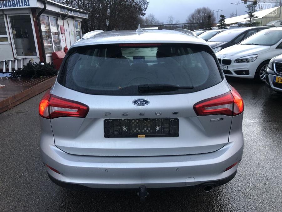 Grey Ford Focus 2021 in Klaipeda, with an engine capacity of 1.00 L and mileage of 177 thousand km for 6999 €, photo 6 on AUTOMOTO.COM.LV