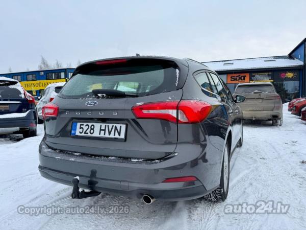Grey Ford Focus 2021 in Tartu, with an engine capacity of 1.00 L and mileage of 176 thousand km for 11990 €, photo 6 on AUTOMOTO.COM.LV
