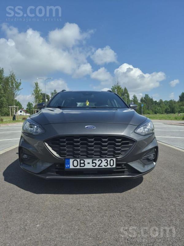 Grey Ford Focus 2021 in Jelgava, with an engine capacity of 2.00 L and mileage of 0 thousand km for 10300 €, photo 3 on AUTOMOTO.COM.LV