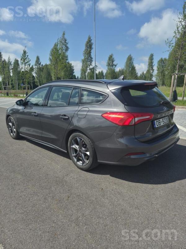 Grey Ford Focus 2021 in Jelgava, with an engine capacity of 2.00 L and mileage of 0 thousand km for 10300 €, photo 4 on AUTOMOTO.COM.LV