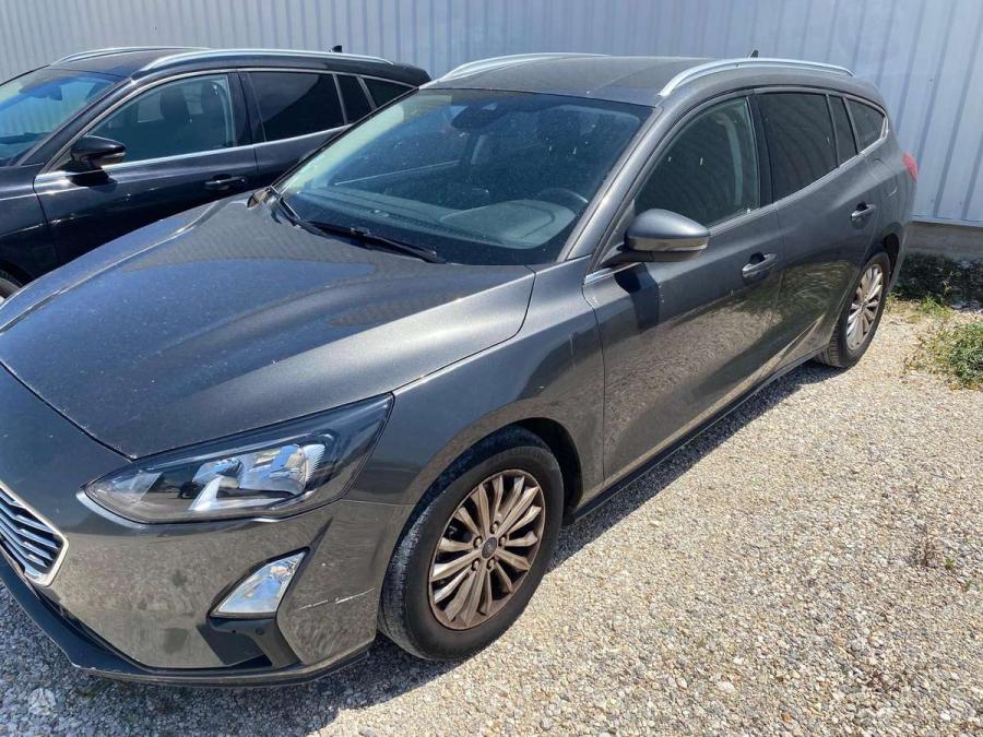 Grey Ford Focus 2021 in Taurage, with an engine capacity of 1.50 L and mileage of 257 thousand km for 7200 €, photo 1 on AUTOMOTO.COM.LV