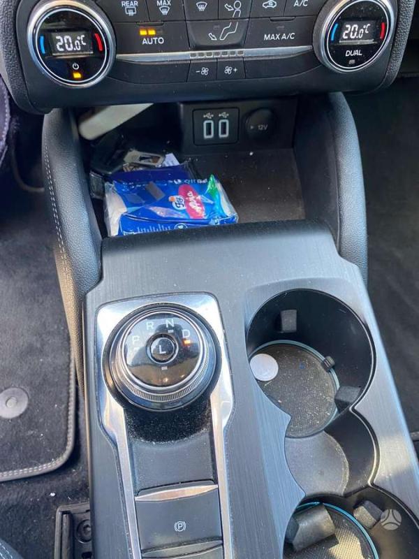Pelēks Ford Focus 2021 Tauragė, ar dzinēja tilpumu 1.50 L un nobraukumu 257 tūkst. km par 7200 €, foto 4 vietnē AUTOMOTO.COM.LV