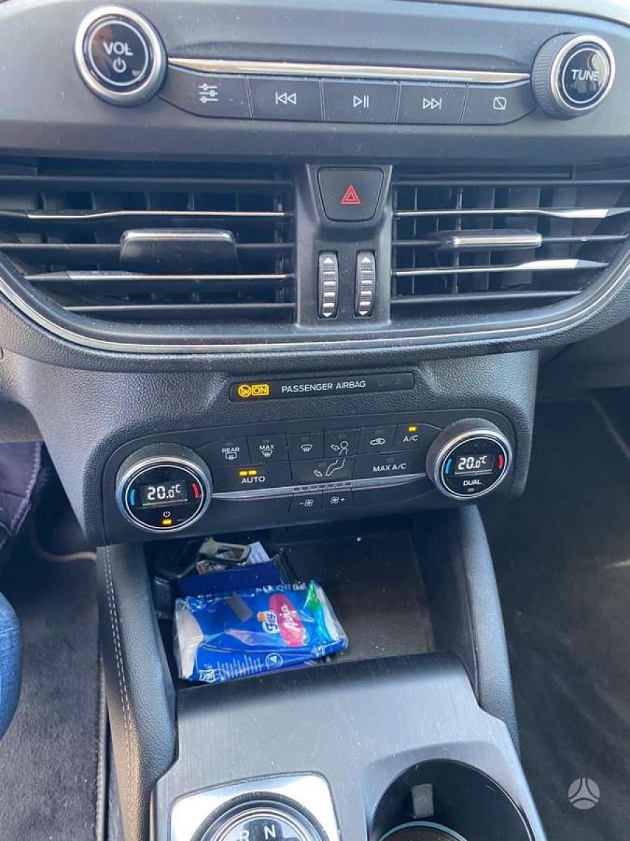 Grey Ford Focus 2021 in Taurage, with an engine capacity of 1.50 L and mileage of 257 thousand km for 7200 €, photo 6 on AUTOMOTO.COM.LV