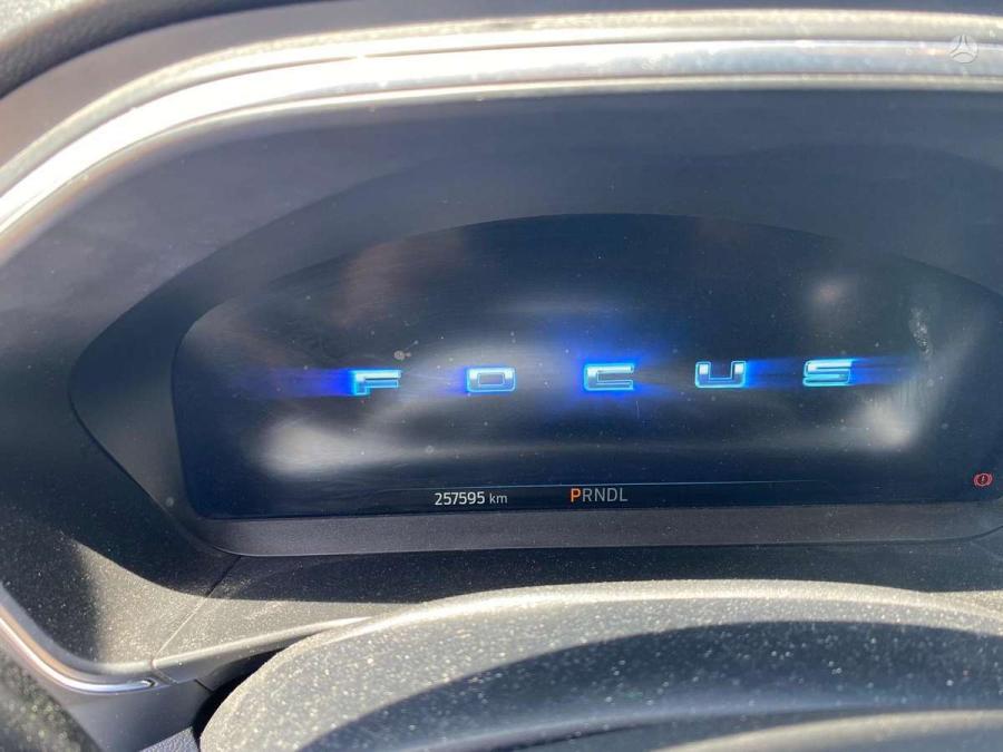Grey Ford Focus 2021 in Taurage, with an engine capacity of 1.50 L and mileage of 257 thousand km for 7200 €, photo 7 on AUTOMOTO.COM.LV