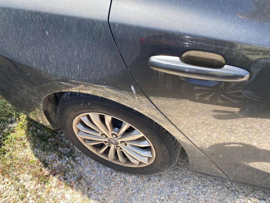 Grey Ford Focus 2021 in Taurage, with an engine capacity of 1.50 L and mileage of 257 thousand km for 7200 €, photo 10 on AUTOMOTO.COM.LV