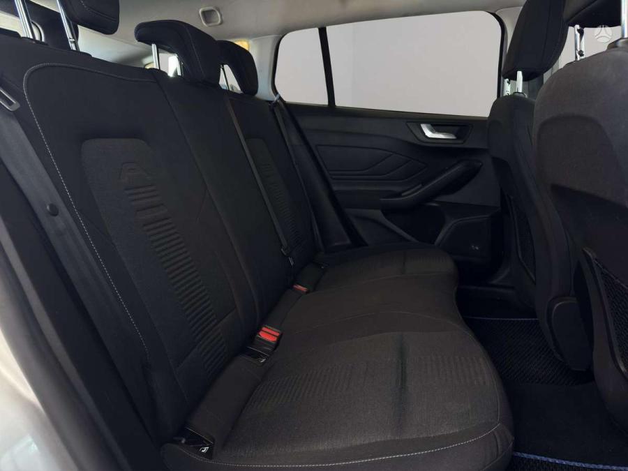Grey Ford Focus 2021 in Kaunas, with an engine capacity of 1.50 L and mileage of 167 thousand km for 9999 €, photo 19 on AUTOMOTO.COM.LV