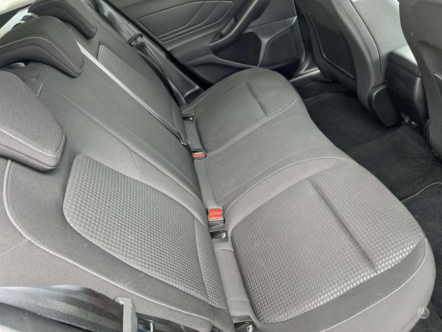 Grey Ford Focus 2021 in Telschi, with an engine capacity of 1.50 L and mileage of 116 thousand km for 10300 €, photo 21 on AUTOMOTO.COM.LV