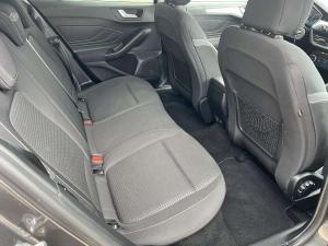 Grey Ford Focus 2021 in Telschi, with an engine capacity of 1.50 L and mileage of 116 thousand km for 10300 €, photo 25 on AUTOMOTO.COM.LV