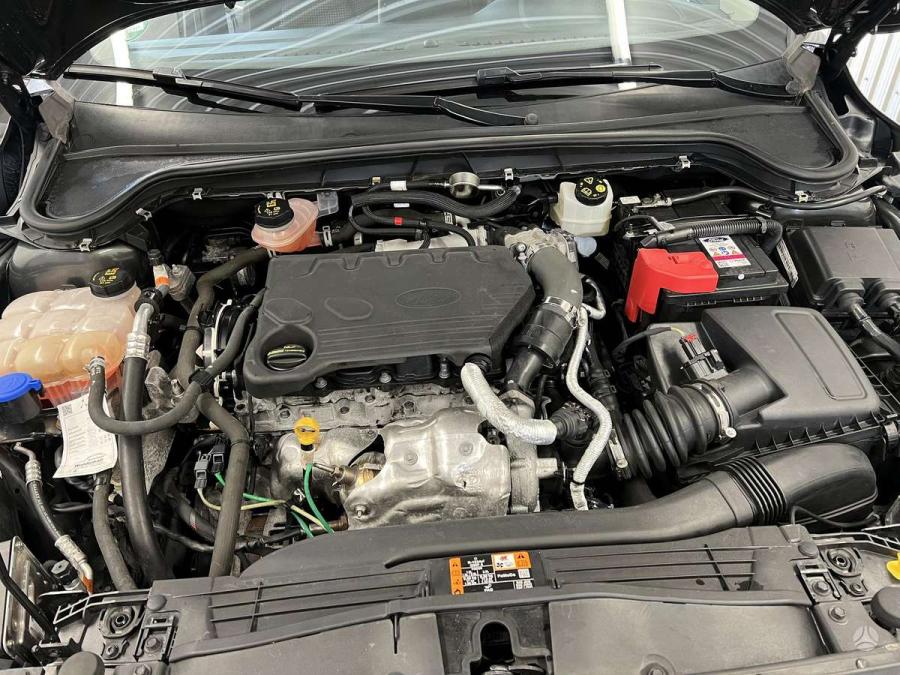 Grey Ford Focus 2021 in Telschi, with an engine capacity of 1.50 L and mileage of 116 thousand km for 10300 €, photo 28 on AUTOMOTO.COM.LV