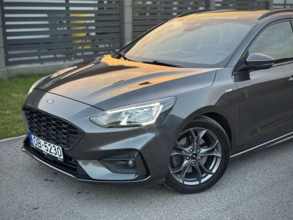Grey Ford Focus 2021 in Jelgava, with an engine capacity of 2.00 L and mileage of 271 thousand km for 10200 €, photo 2 on AUTOMOTO.COM.LV