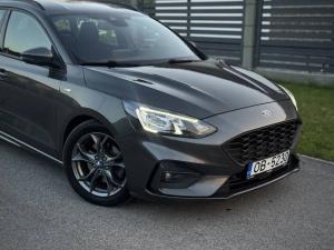 Grey Ford Focus 2021 in Jelgava, with an engine capacity of 2.00 L and mileage of 271 thousand km for 10200 €, photo 8 on AUTOMOTO.COM.LV