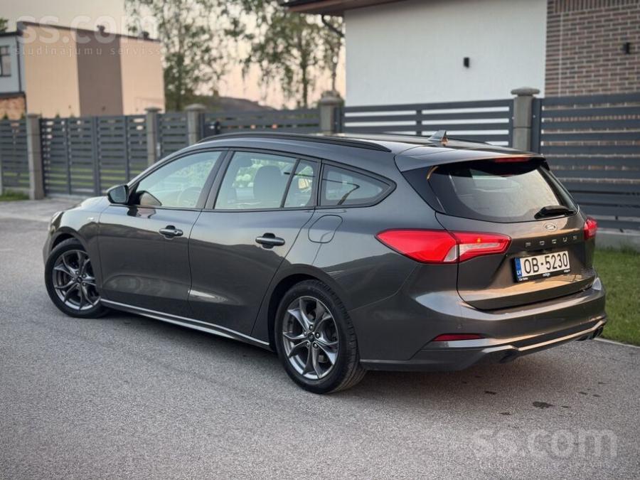 Pelēks Ford Focus 2021 Jelgava, ar dzinēja tilpumu 2.00 L un nobraukumu 271 tūkst. km par 10200 €, foto 4 vietnē AUTOMOTO.COM.LV
