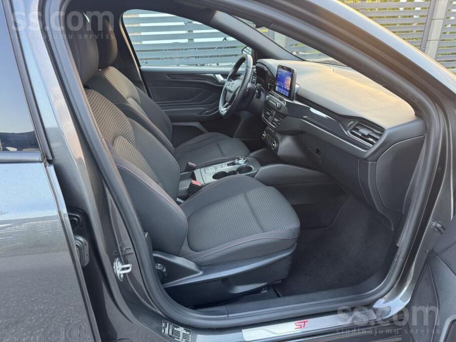Pelēks Ford Focus 2021 Jelgava, ar dzinēja tilpumu 2.00 L un nobraukumu 271 tūkst. km par 10200 €, foto 14 vietnē AUTOMOTO.COM.LV