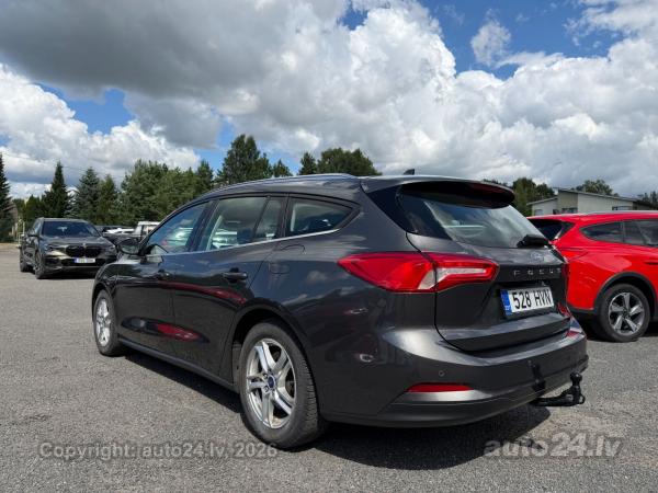 Ford Focus 2021 Tartu vietnē Pelēks Ford Focus 2021 Tartu, ar dzinēja tilpumu 1.00 L un nobraukumu 176 tūkst. km par 10900 €, foto 7 vietnē AUTOMOTO.COM.LV