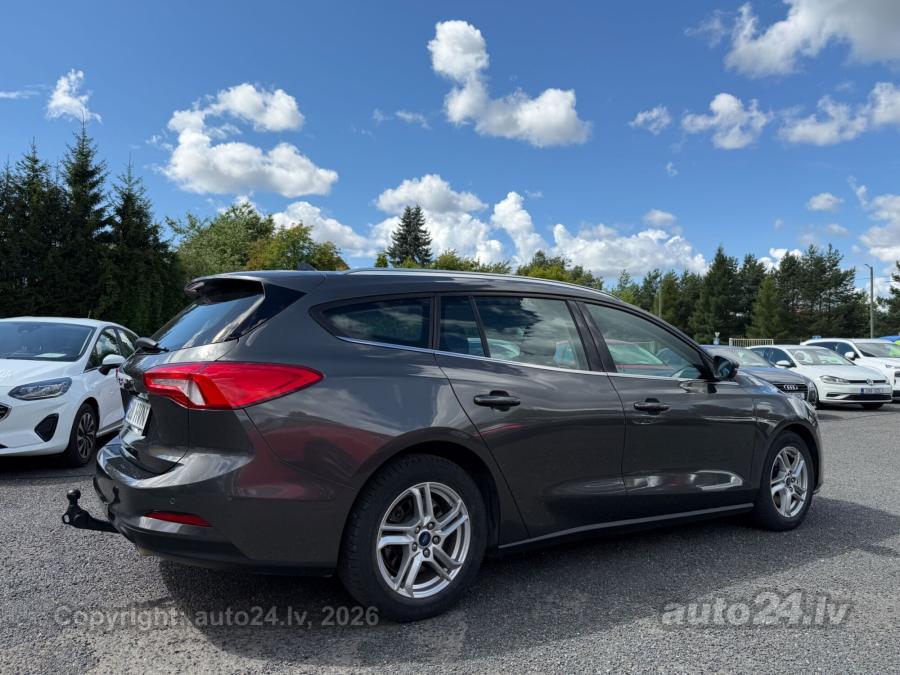 Pelēks Ford Focus 2021 Tartu, ar dzinēja tilpumu 1.00 L un nobraukumu 176 tūkst. km par 10900 €, foto 10 vietnē AUTOMOTO.COM.LV